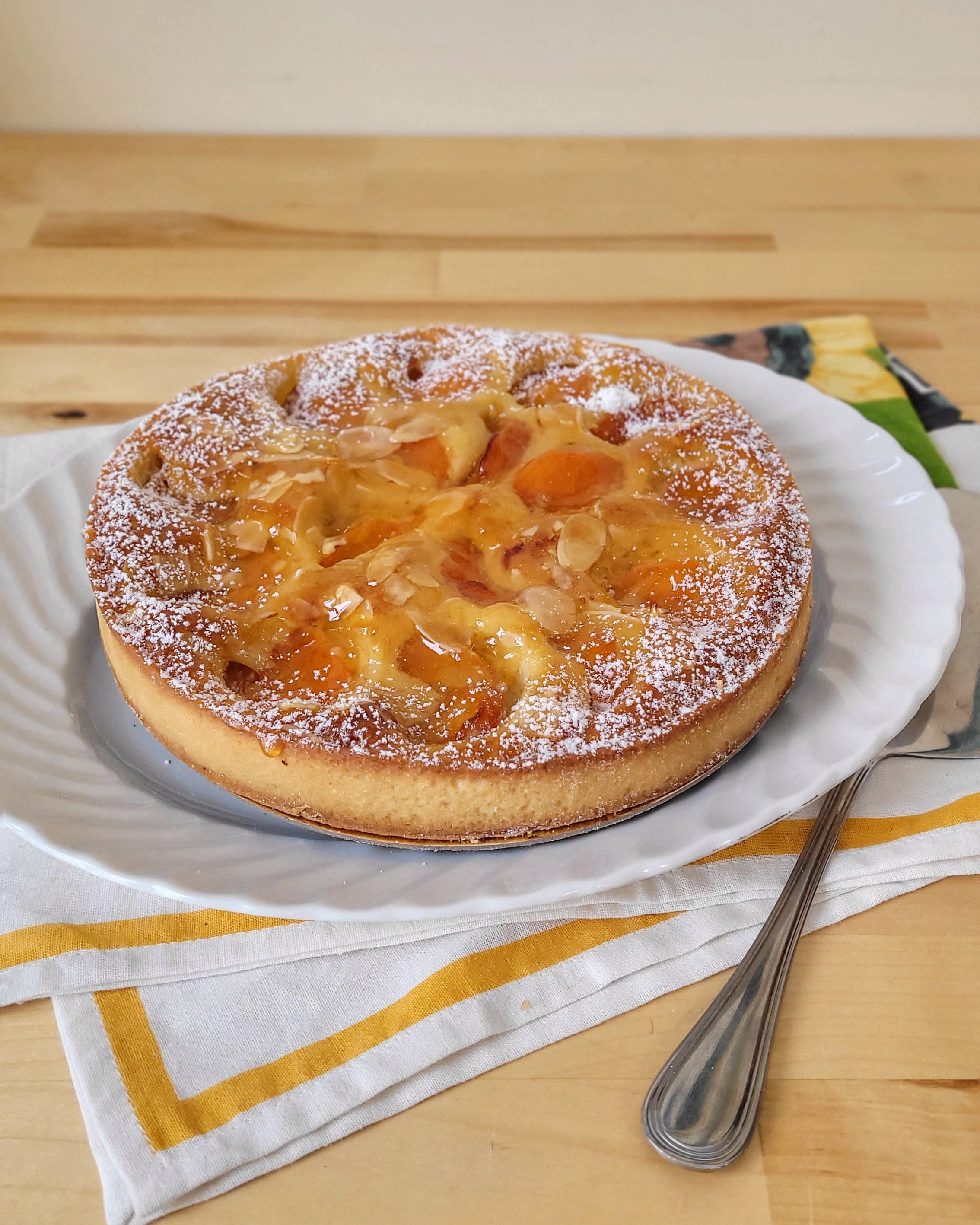 Apricot Almond Tarte - Large 8" | LA BASTILLE BAKERY